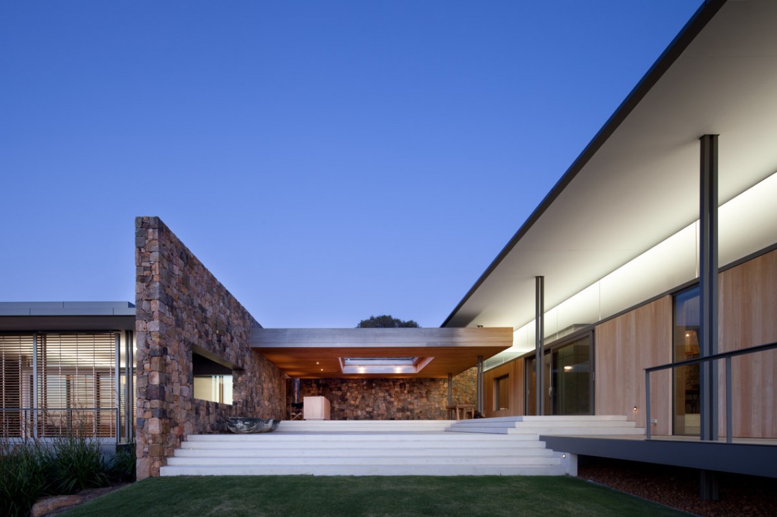 Wallcliffe House - John Madden